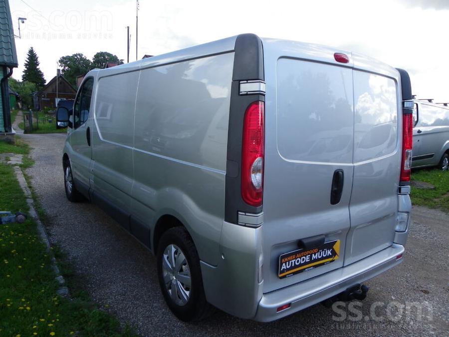 Pelēks Nissan Primastar 2014 Valka, ar dzinēja tilpumu 2.00 L un nobraukumu 236 tūkst. km par 5999 €, foto 8 vietnē AUTOMOTO.COM.LV