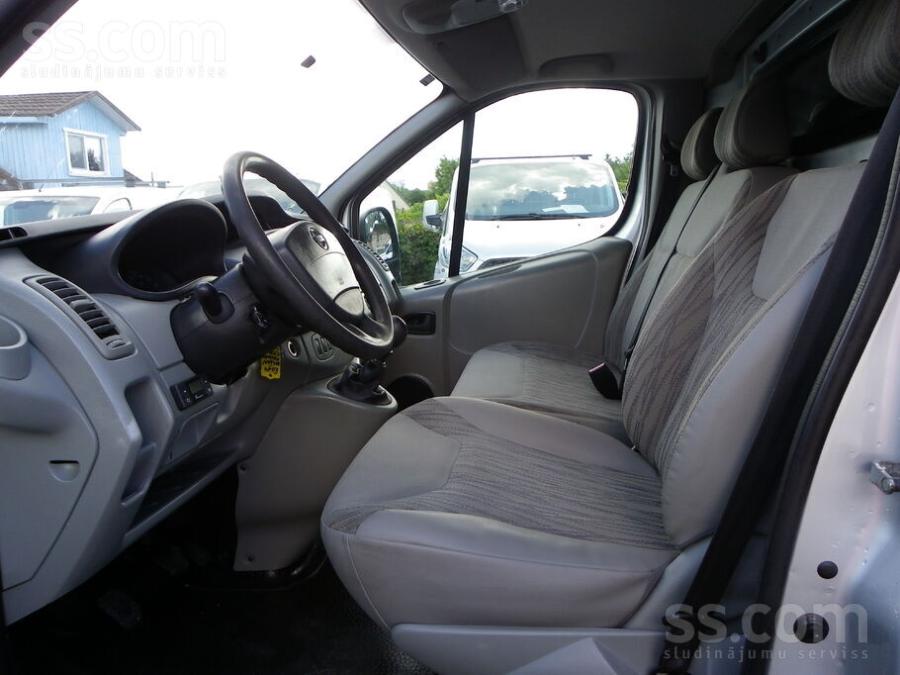 Pelēks Nissan Primastar 2014 Valka, ar dzinēja tilpumu 2.00 L un nobraukumu 236 tūkst. km par 5999 €, foto 13 vietnē AUTOMOTO.COM.LV