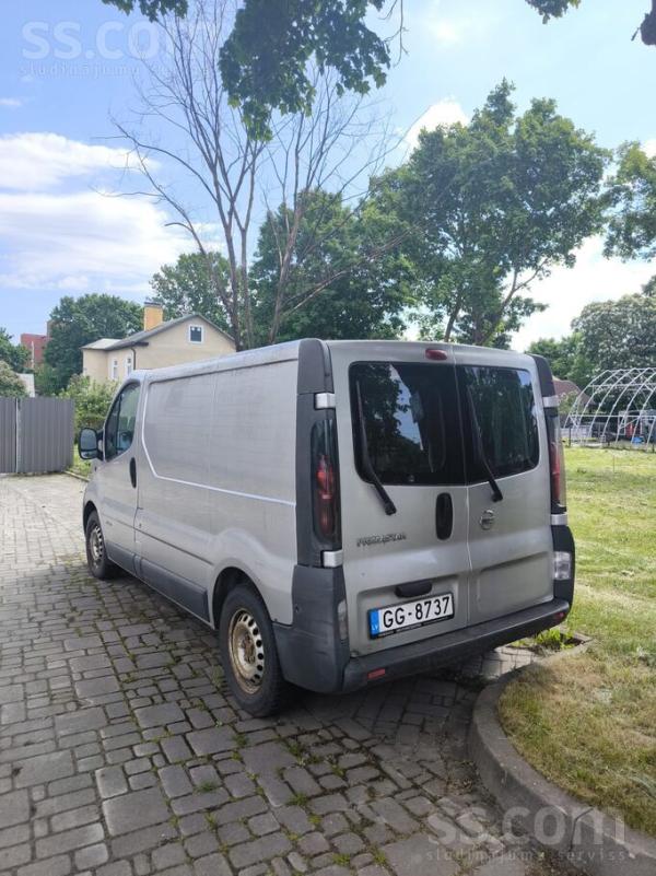 Grey Nissan Primastar 2006 in Riga, with an engine capacity of 1.90 L and mileage of 256 thousand km for 2800 €, photo 4 on AUTOMOTO.COM.LV