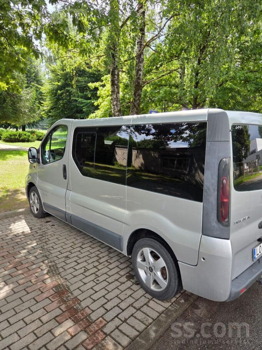 Grey Nissan Primastar 2006 in Riga, with an engine capacity of 1.90 L and mileage of 273 thousand km for 5732 €, photo 10 on AUTOMOTO.COM.LV