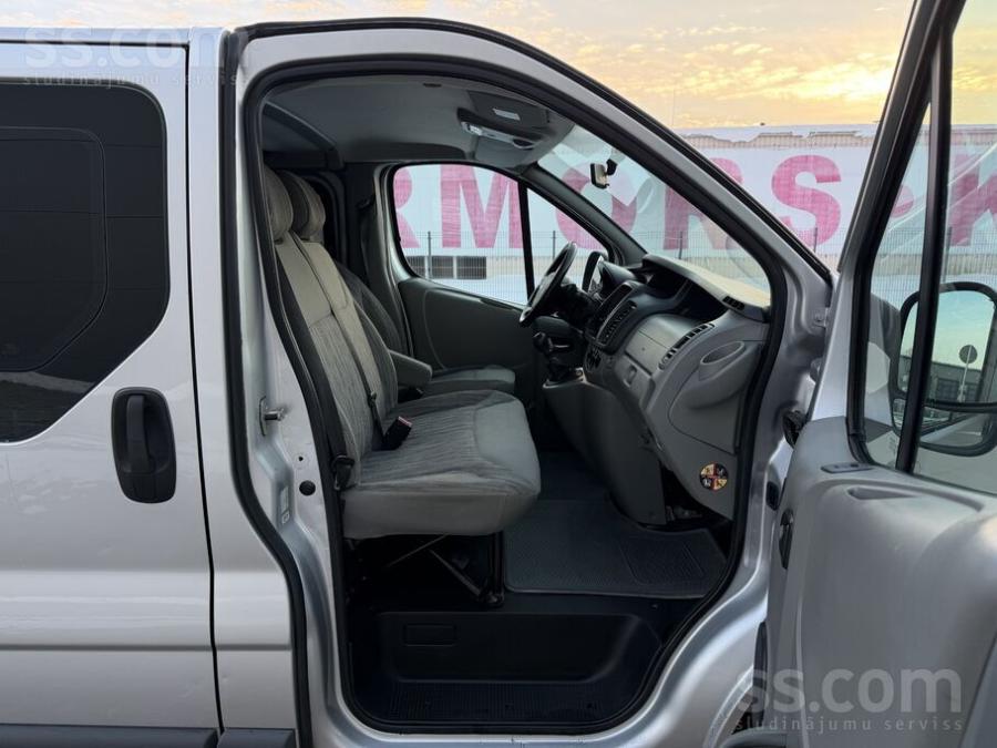 Pelēks Nissan Primastar 2012 Jūrmala, ar dzinēja tilpumu 2.00 L un nobraukumu 260 tūkst. km par 6990 €, foto 15 vietnē AUTOMOTO.COM.LV