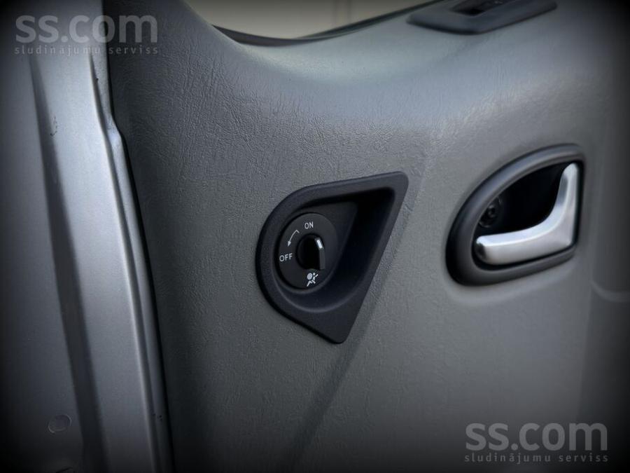 Pelēks Nissan Primastar 2012 Jūrmala, ar dzinēja tilpumu 2.00 L un nobraukumu 260 tūkst. km par 6990 €, foto 16 vietnē AUTOMOTO.COM.LV