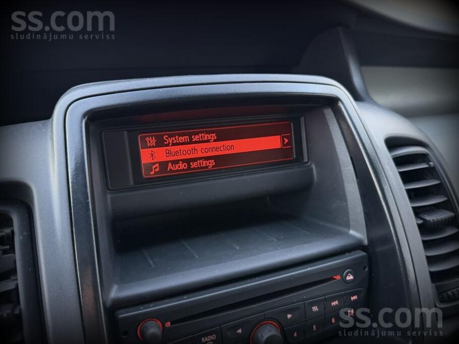 Pelēks Nissan Primastar 2012 Jūrmala, ar dzinēja tilpumu 2.00 L un nobraukumu 260 tūkst. km par 6990 €, foto 22 vietnē AUTOMOTO.COM.LV