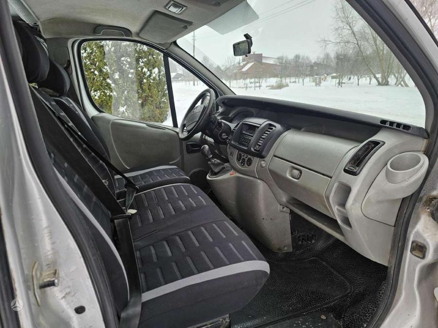 Pelēks Nissan Primastar 2008 Jurbarkas, ar dzinēja tilpumu 2.00 L un nobraukumu 330 tūkst. km par 3450 €, foto 6 vietnē AUTOMOTO.COM.LV