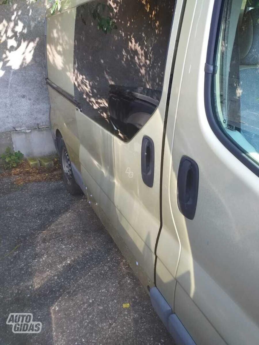 Nissan Primastar 2004 in Alytus, with an engine capacity of 1.90 L and mileage of 270 thousand km for 1250 €, photo 4 on AUTOMOTO.COM.LV