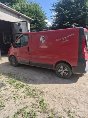 Red Nissan Primastar 2008 in Talsi, with an engine capacity of 2.00 L and mileage of 324 thousand km for 3000 €, photo 4 on AUTOMOTO.COM.LV