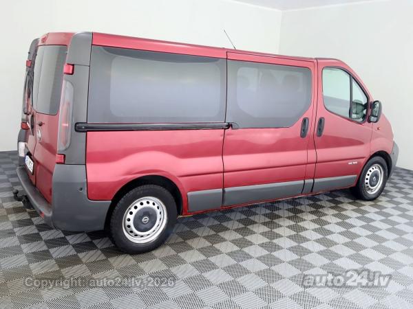 Sarkans Nissan Primastar 2006 Tallina, ar dzinēja tilpumu 1.90 L un nobraukumu 417 tūkst. km par 2299 €, foto 4 vietnē AUTOMOTO.COM.LV