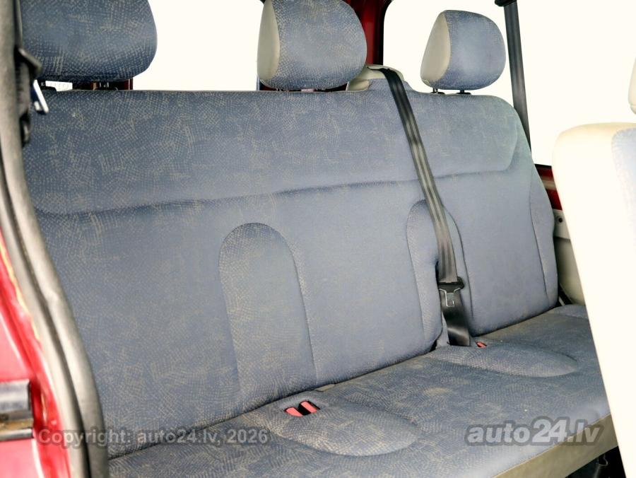 Красный Ниссан Примастар 2006 в Таллин, объемом двигателя 1.90 л и пробегом 417 тыс. км за 2299 €, фото 9 на AUTOMOTO.COM.LV