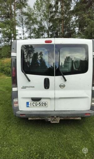 White Nissan Primastar 2003 in Kaunas, with an engine capacity of 1.87 L and mileage of 345 thousand km for 1650 €, photo 5 on AUTOMOTO.COM.LV