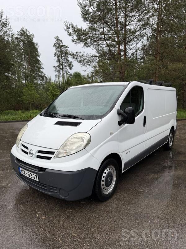 White Nissan Primastar 2007 in Riga, with an engine capacity of 2.00 L and mileage of 268 thousand km for 4000 €, photo 1 on AUTOMOTO.COM.LV