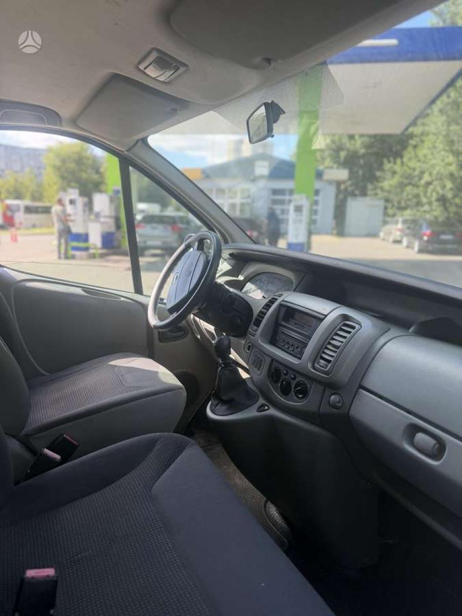 Balts Nissan Primastar 2009 Viļņa, ar dzinēja tilpumu 2.00 L un nobraukumu 380 tūkst. km par 2740 €, foto 9 vietnē AUTOMOTO.COM.LV