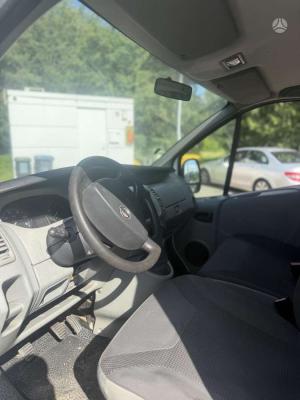 Balts Nissan Primastar 2009 Viļņa, ar dzinēja tilpumu 2.00 L un nobraukumu 380 tūkst. km par 2740 €, foto 10 vietnē AUTOMOTO.COM.LV