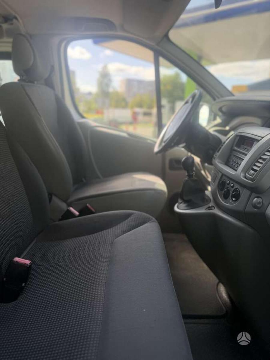 Balts Nissan Primastar 2009 Viļņa, ar dzinēja tilpumu 2.00 L un nobraukumu 380 tūkst. km par 2740 €, foto 11 vietnē AUTOMOTO.COM.LV