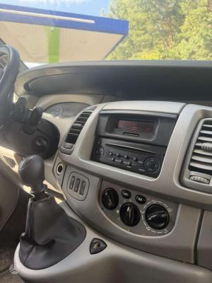 Balts Nissan Primastar 2009 Viļņa, ar dzinēja tilpumu 2.00 L un nobraukumu 380 tūkst. km par 2740 €, foto 13 vietnē AUTOMOTO.COM.LV