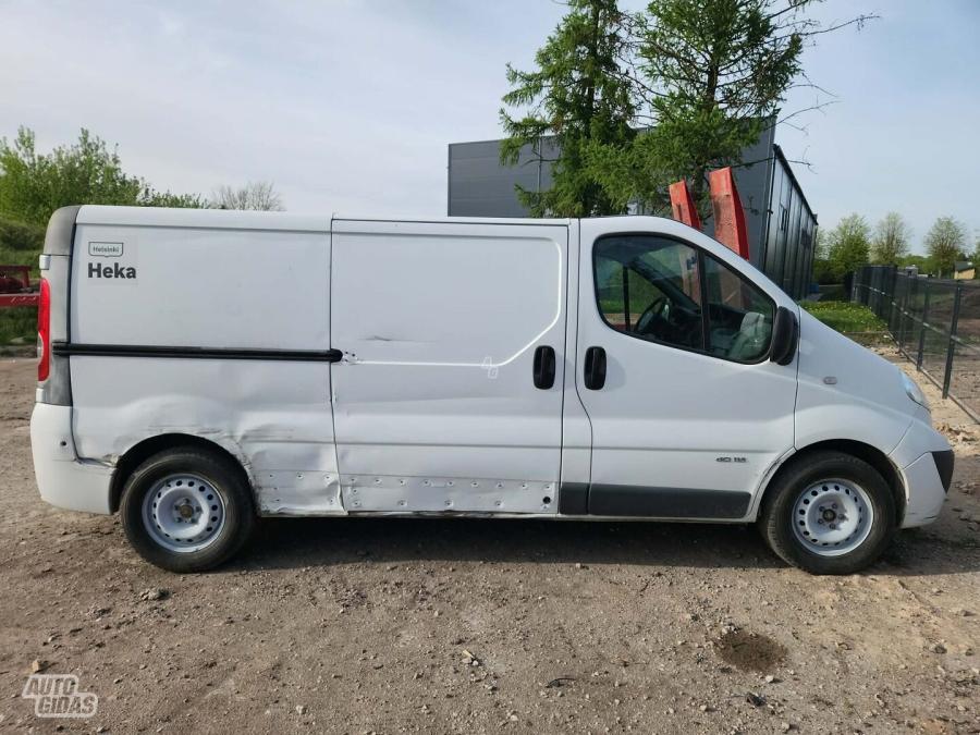 Balts Nissan Primastar 2014 Šauļi, ar dzinēja tilpumu 2.00 L un nobraukumu 155 tūkst. km par 5199 €, foto 7 vietnē AUTOMOTO.COM.LV