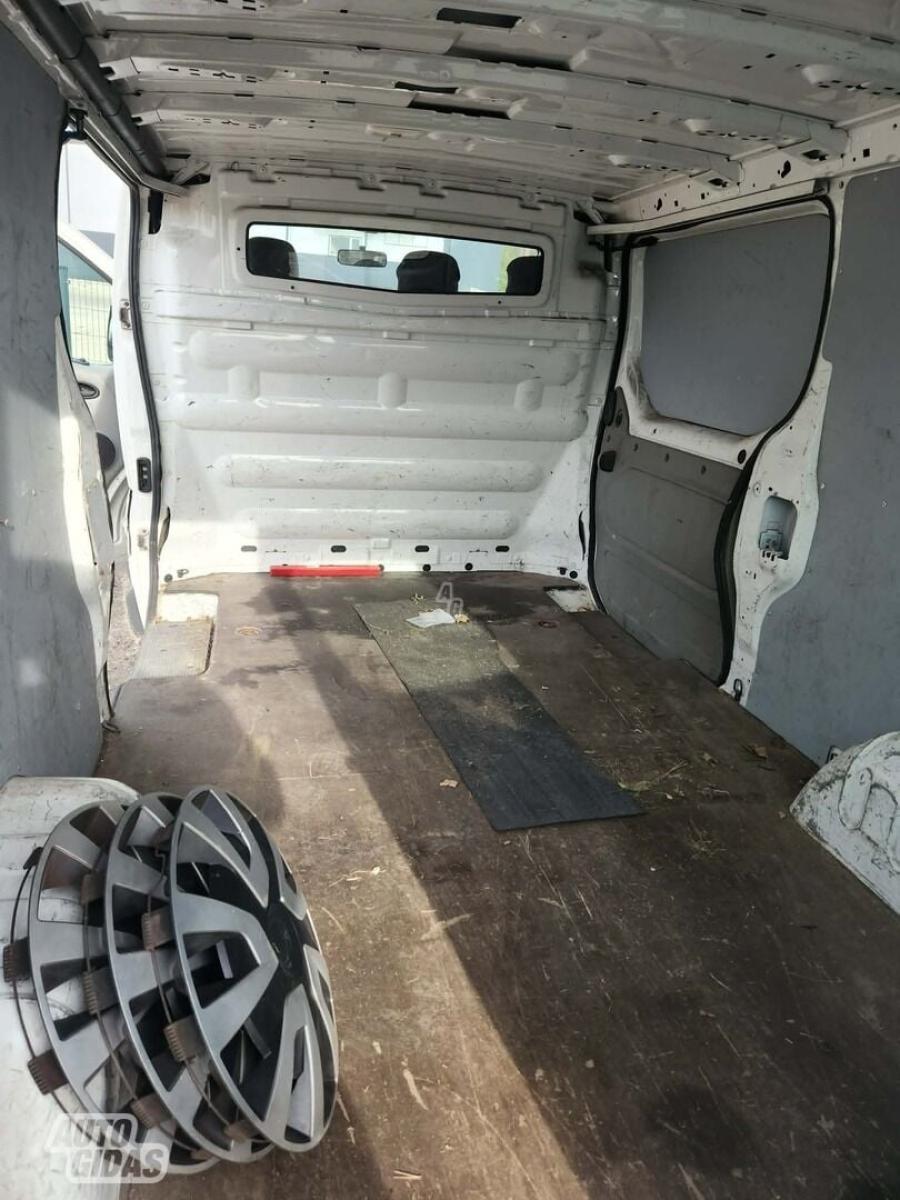 Balts Nissan Primastar 2014 Šauļi, ar dzinēja tilpumu 2.00 L un nobraukumu 155 tūkst. km par 5199 €, foto 17 vietnē AUTOMOTO.COM.LV