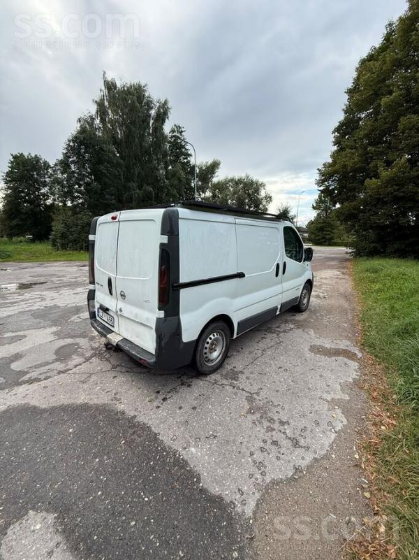 White Nissan Primastar 2004 in Jelgava, with an engine capacity of 1.90 L and mileage of 410 thousand km for 3850 €, photo 5 on AUTOMOTO.COM.LV
