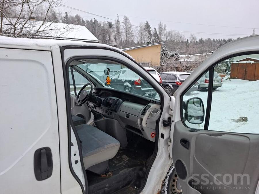 Balts Nissan Primastar 2006 Rīga, ar dzinēja tilpumu 1.90 L un nobraukumu 282 tūkst. km par 2500 €, foto 8 vietnē AUTOMOTO.COM.LV