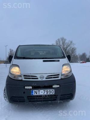 Balts Nissan Primastar 2006 Cēsis, ar dzinēja tilpumu 1.90 L un nobraukumu 377 tūkst. km par 2700 €, foto  vietnē AUTOMOTO.COM.LV