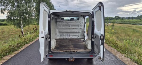 Balts Nissan Primastar 2007 Jēkabpils, ar dzinēja tilpumu 2.00 L un nobraukumu 312 tūkst. km par 3250 €, foto 5 vietnē AUTOMOTO.COM.LV