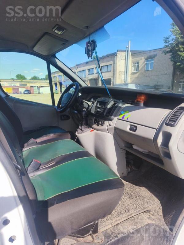 White Nissan Primastar 2007 in Riga, with an engine capacity of 1.90 L and mileage of 409 thousand km for 3900 €, photo 6 on AUTOMOTO.COM.LV