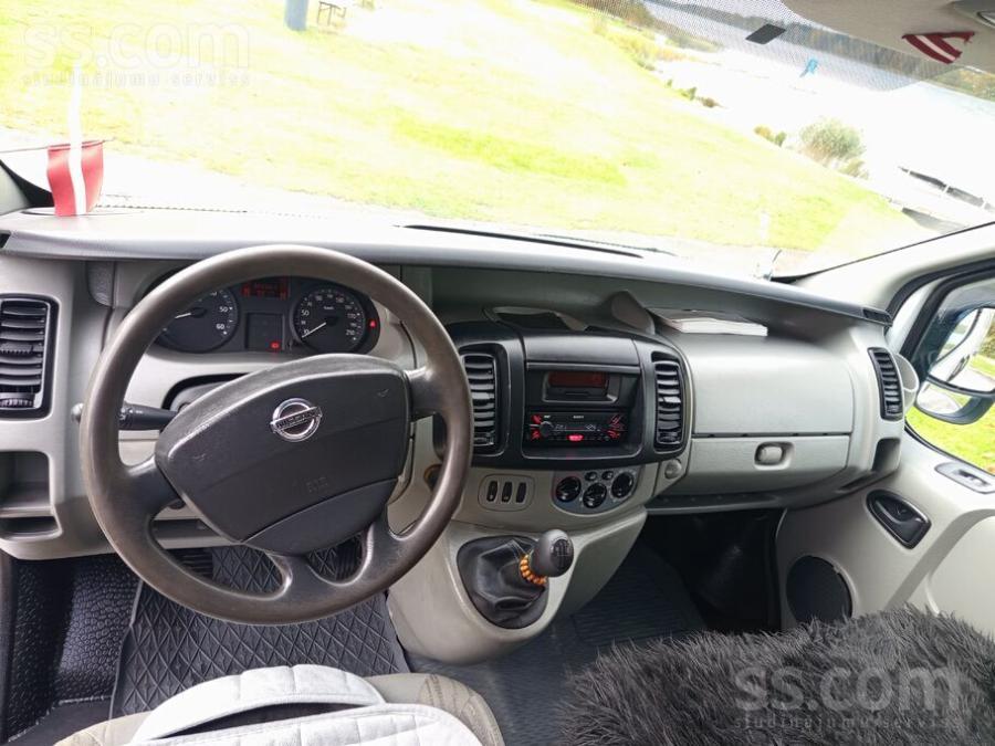White Nissan Primastar 2007 in Balvi, with an engine capacity of 2.00 L and mileage of 323 thousand km for 3350 €, photo 6 on AUTOMOTO.COM.LV