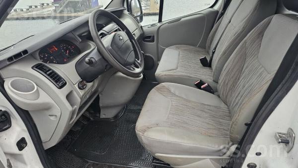 Balts Nissan Primastar 2008 Rīga, ar dzinēja tilpumu 2.00 L un nobraukumu 250 tūkst. km par 4200 €, foto 6 vietnē AUTOMOTO.COM.LV