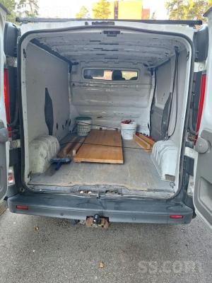 Balts Nissan Primastar 2009 Ogre, ar dzinēja tilpumu 2.00 L un nobraukumu 342 tūkst. km par 3800 €, foto 11 vietnē AUTOMOTO.COM.LV