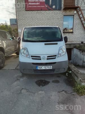 White Nissan Primastar 2010 in Riga, with an engine capacity of 2.00 L and mileage of 279 thousand km for 2500 €, photo 3 on AUTOMOTO.COM.LV