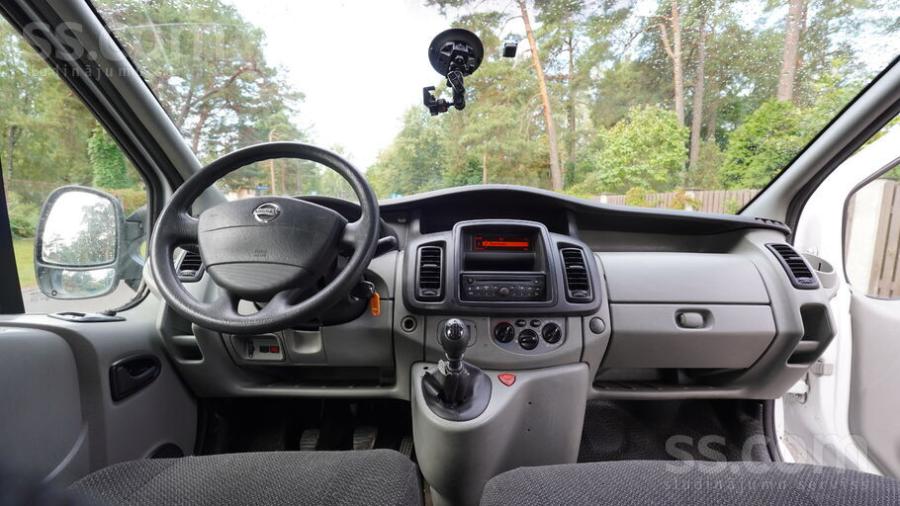 White Nissan Primastar 2012 in Riga, with an engine capacity of 2.00 L and mileage of 279 thousand km for 5189 €, photo 12 on AUTOMOTO.COM.LV