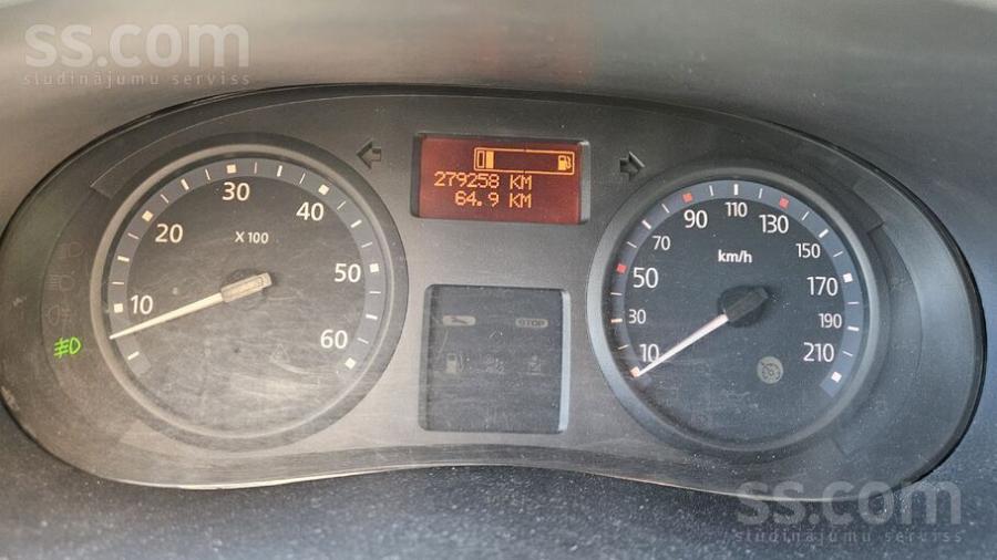White Nissan Primastar 2012 in Riga, with an engine capacity of 2.00 L and mileage of 279 thousand km for 4700 €, photo 15 on AUTOMOTO.COM.LV