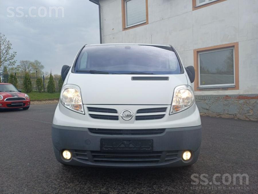 Balts Nissan Primastar 2013 Valmiera, ar dzinēja tilpumu 2.00 L un nobraukumu 354 tūkst. km par 6390 €, foto 3 vietnē AUTOMOTO.COM.LV