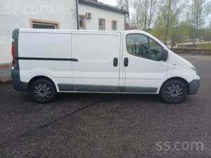 Balts Nissan Primastar 2013 Valmiera, ar dzinēja tilpumu 2.00 L un nobraukumu 354 tūkst. km par 6390 €, foto 5 vietnē AUTOMOTO.COM.LV