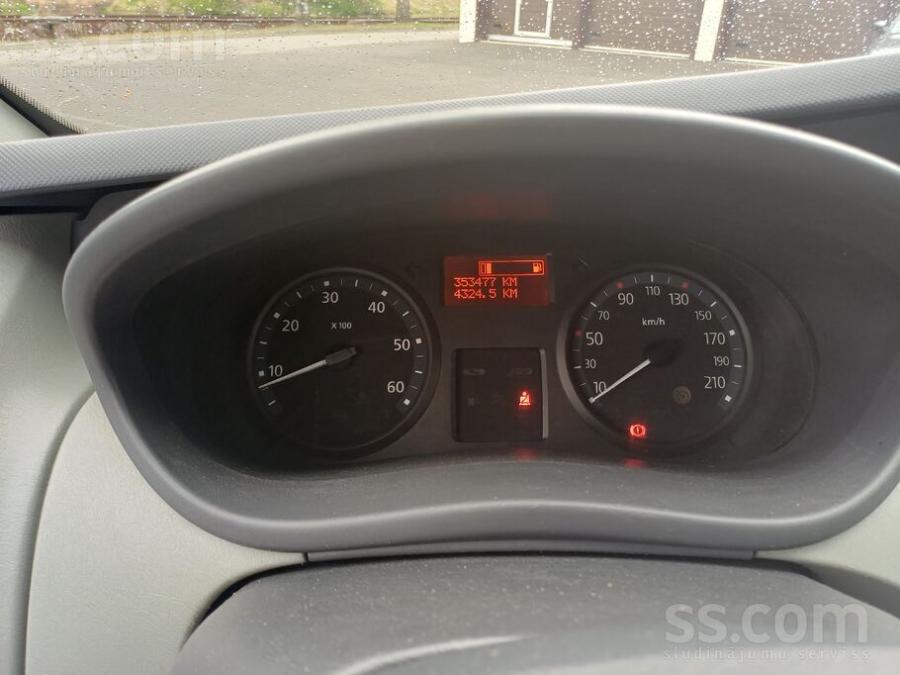 Balts Nissan Primastar 2013 Valmiera, ar dzinēja tilpumu 2.00 L un nobraukumu 354 tūkst. km par 6390 €, foto 15 vietnē AUTOMOTO.COM.LV