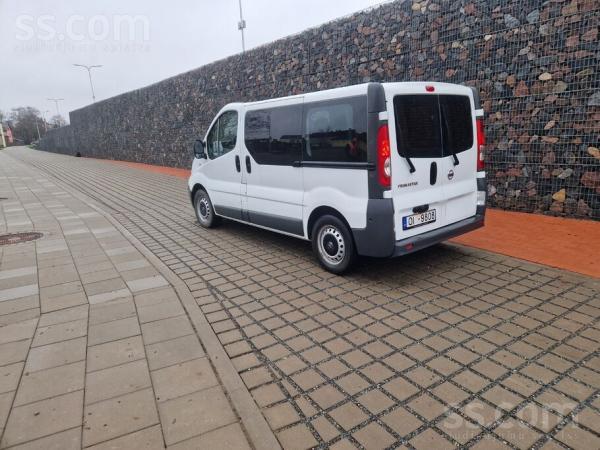 White Nissan Primastar 2013 in Jekabpils, with an engine capacity of 2.00 L and mileage of 278 thousand km for 6950 €, photo 5 on AUTOMOTO.COM.LV