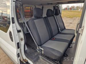 White Nissan Primastar 2013 in Jekabpils, with an engine capacity of 2.00 L and mileage of 278 thousand km for 6950 €, photo 11 on AUTOMOTO.COM.LV