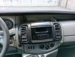 Dzeltens Nissan Primastar 2005 Kauņa, ar dzinēja tilpumu 1.90 L un nobraukumu 300 tūkst. km par 2999 €, foto 8 vietnē AUTOMOTO.COM.LV
