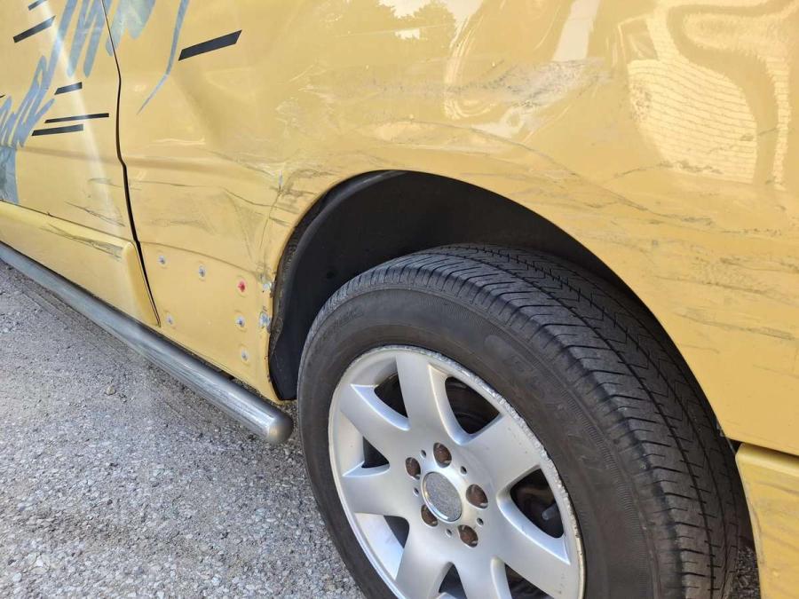 Dzeltens Nissan Primastar 2007 Tukums, ar dzinēja tilpumu 2.46 L un nobraukumu 211 tūkst. km par 2800 €, foto 8 vietnē AUTOMOTO.COM.LV