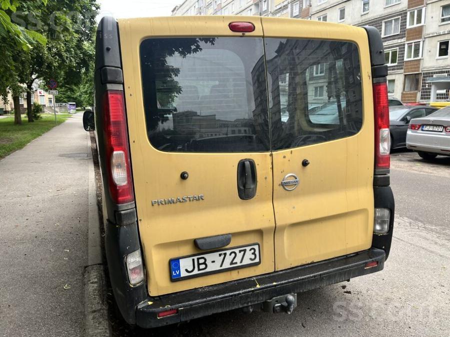 Yellow Nissan Primastar 2008 in Riga, with an engine capacity of 2.00 L and mileage of 365 thousand km for 2499 €, photo 7 on AUTOMOTO.COM.LV