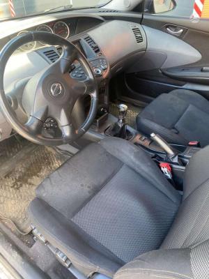 Blue Nissan Primera 2003 in Kaunas, with an engine capacity of 2.18 L and mileage of 283 thousand km for 600 €, photo 7 on AUTOMOTO.COM.LV