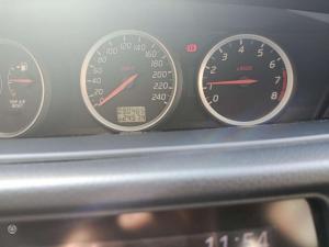 Pelēks Nissan Primera 2002 Viļņa, ar dzinēja tilpumu 1.77 L un nobraukumu 91 tūkst. km par 900 €, foto 3 vietnē AUTOMOTO.COM.LV