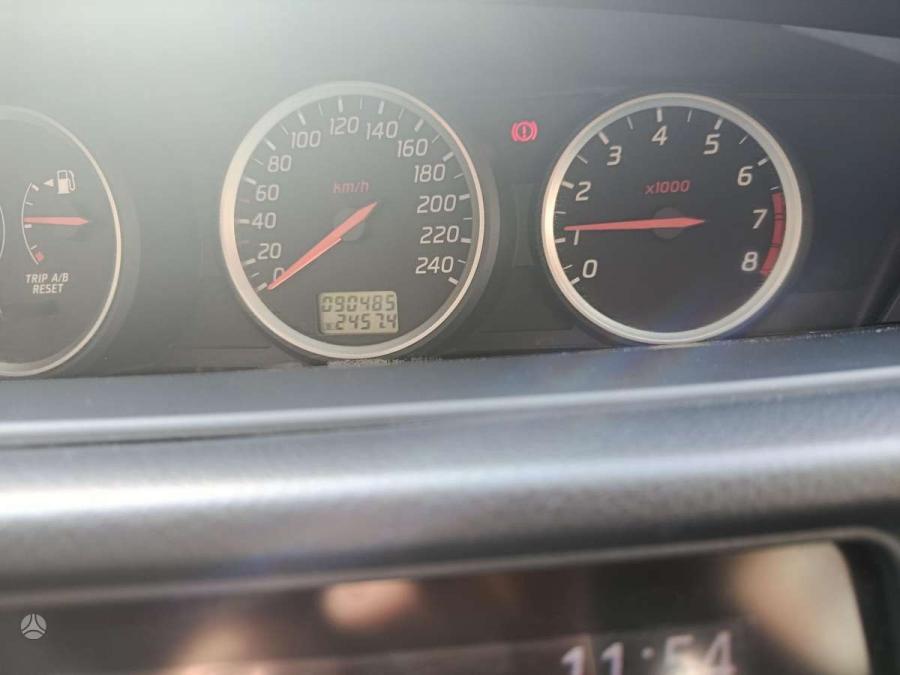 Pelēks Nissan Primera 2002 Viļņa, ar dzinēja tilpumu 1.77 L un nobraukumu 91 tūkst. km par 900 €, foto 3 vietnē AUTOMOTO.COM.LV