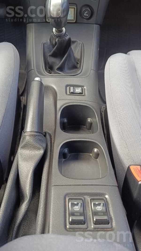 Pelēks Nissan Primera 2004 Jūrmala, ar dzinēja tilpumu 1.80 L un nobraukumu 188 tūkst. km par 1990 €, foto 10 vietnē AUTOMOTO.COM.LV