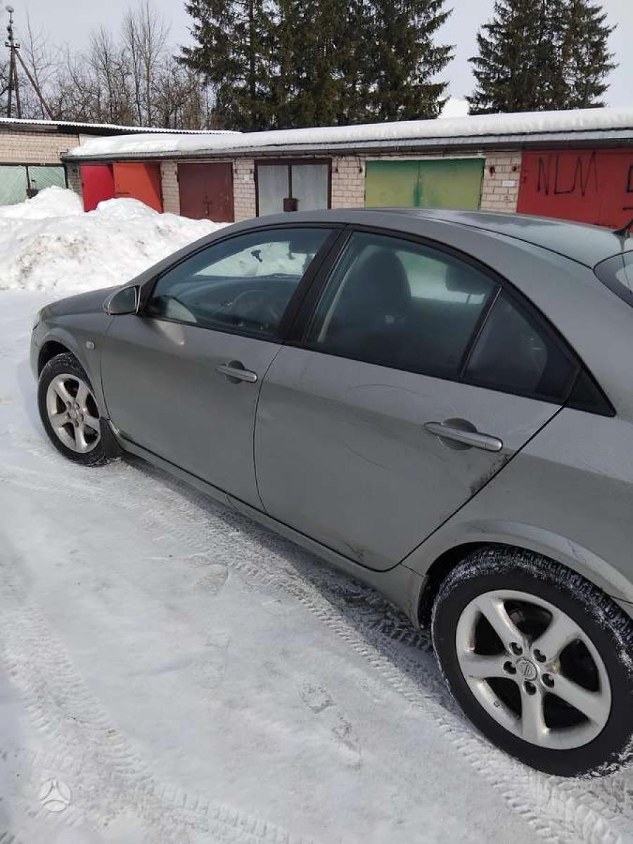 Grey Nissan Primera 2006 in Salcininkai, with an engine capacity of 1.77 L and mileage of 190 thousand km for 1550 €, photo 2 on AUTOMOTO.COM.LV