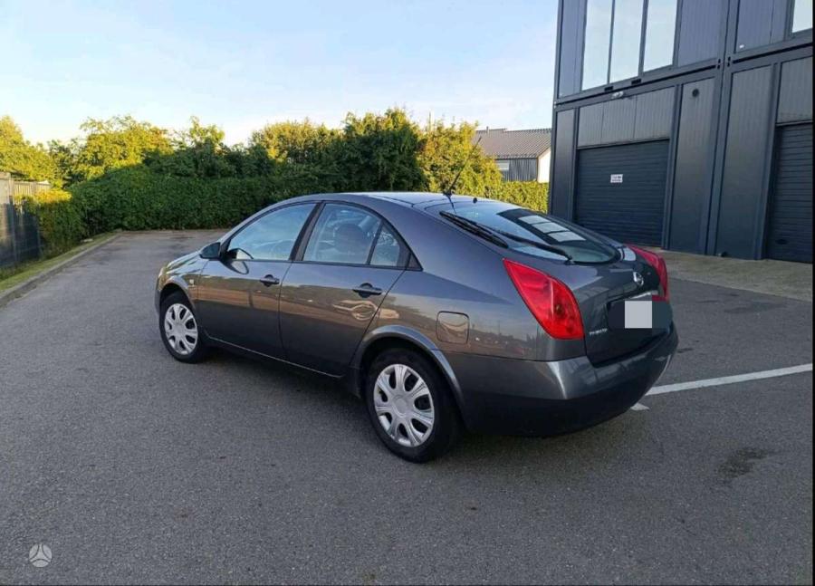 Pelēks Nissan Primera 2003 Viļņa, ar dzinēja tilpumu 1.80 L un nobraukumu 149 tūkst. km par 1250 €, foto 3 vietnē AUTOMOTO.COM.LV