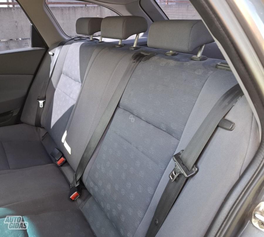 Grey Nissan Primera 2005 in Siauliai, with an engine capacity of 1.80 L and mileage of 308 thousand km for 900 €, photo 16 on AUTOMOTO.COM.LV