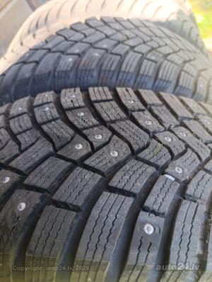 Pelēks Nissan Primera 2006 Tallina, ar dzinēja tilpumu 1.80 L un nobraukumu 290 tūkst. km par 1100 €, foto 11 vietnē AUTOMOTO.COM.LV