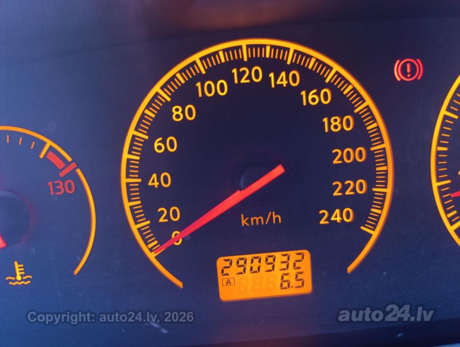 Pelēks Nissan Primera 2006 Tallina, ar dzinēja tilpumu 1.80 L un nobraukumu 290 tūkst. km par 1100 €, foto 13 vietnē AUTOMOTO.COM.LV