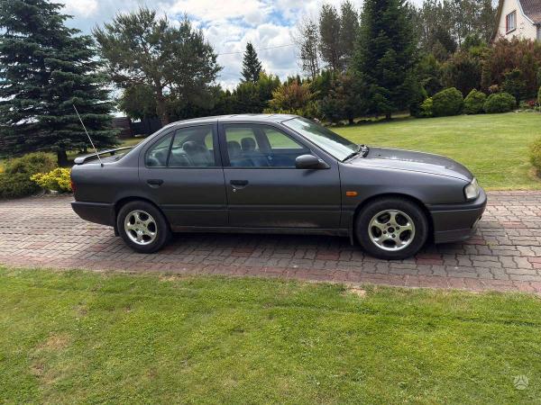 Nissan Primera 1993 in Kelme, with an engine capacity of 2.00 L and mileage of 155 thousand km for 1600 €, photo 3 on AUTOMOTO.COM.LV