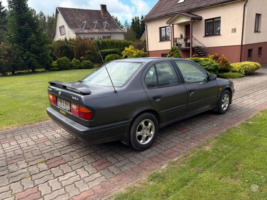 Nissan Primera 1993 in Kelme, with an engine capacity of 2.00 L and mileage of 155 thousand km for 1600 €, photo 5 on AUTOMOTO.COM.LV